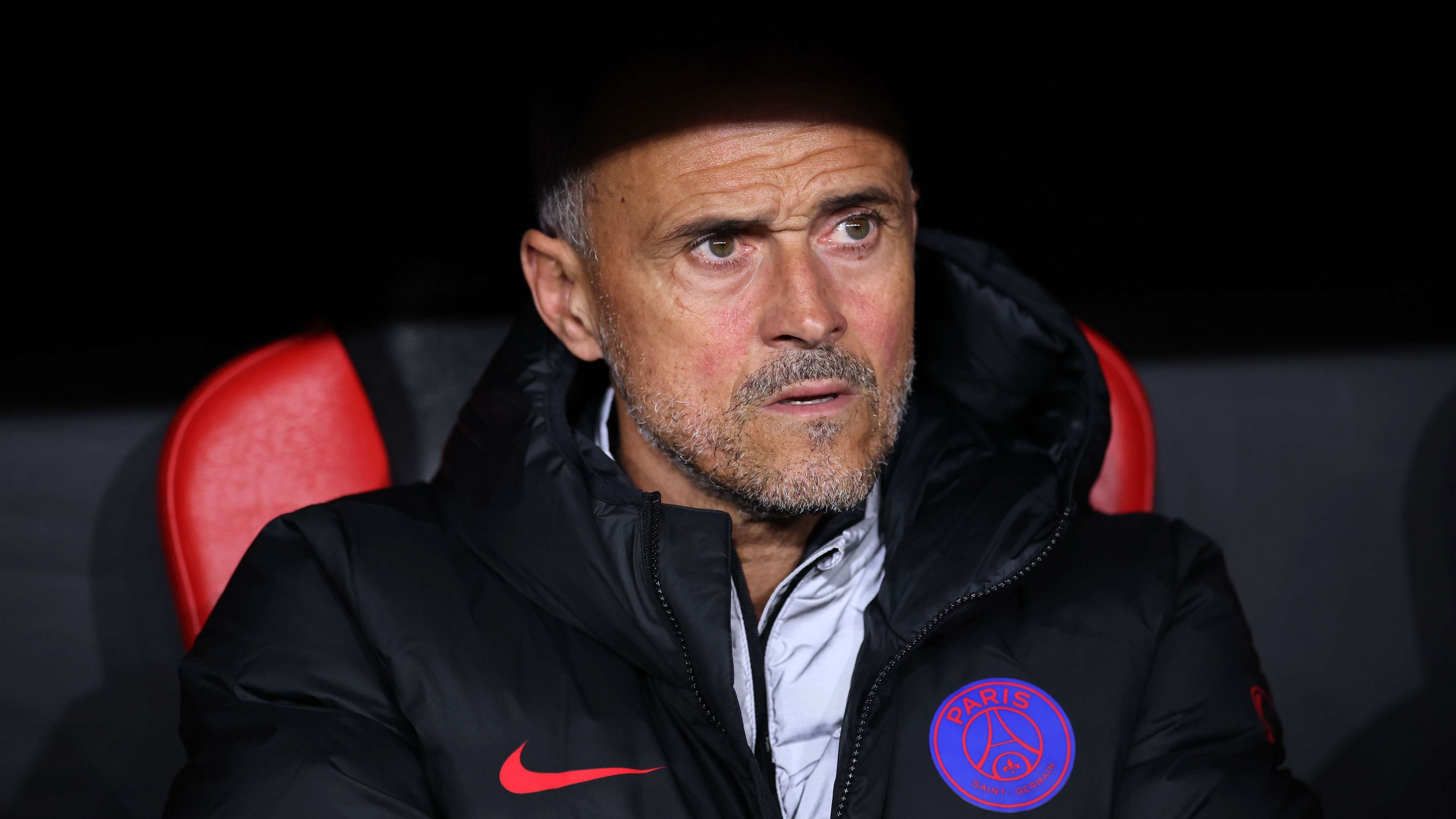 Le Parisien: PSG Coach Henrique Didn't Celebrate His Birthday with the Team