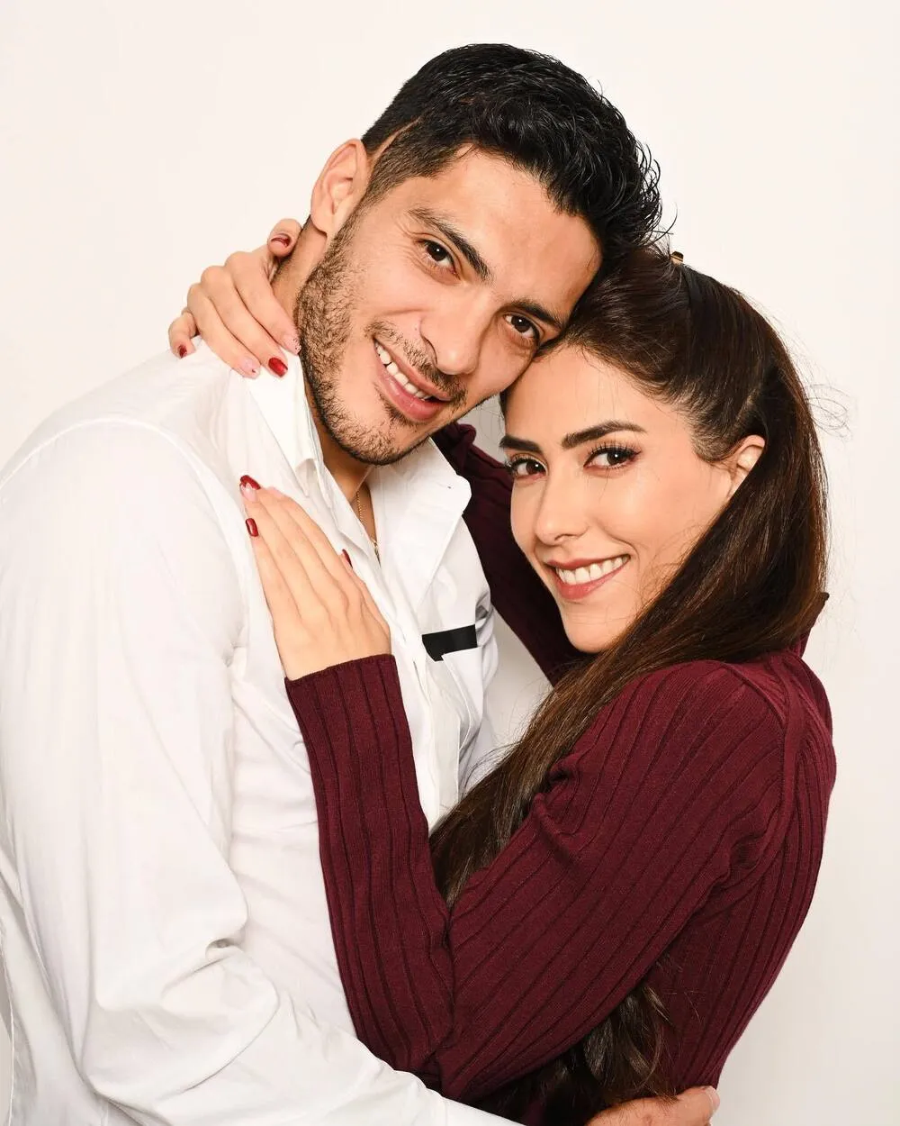 Daniela Basso, Raúl Jiménez's partner: photos, acting career and love story