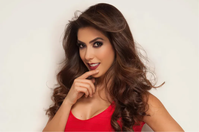 Daniela Basso, Raúl Jiménez's partner: photos, acting career and love story