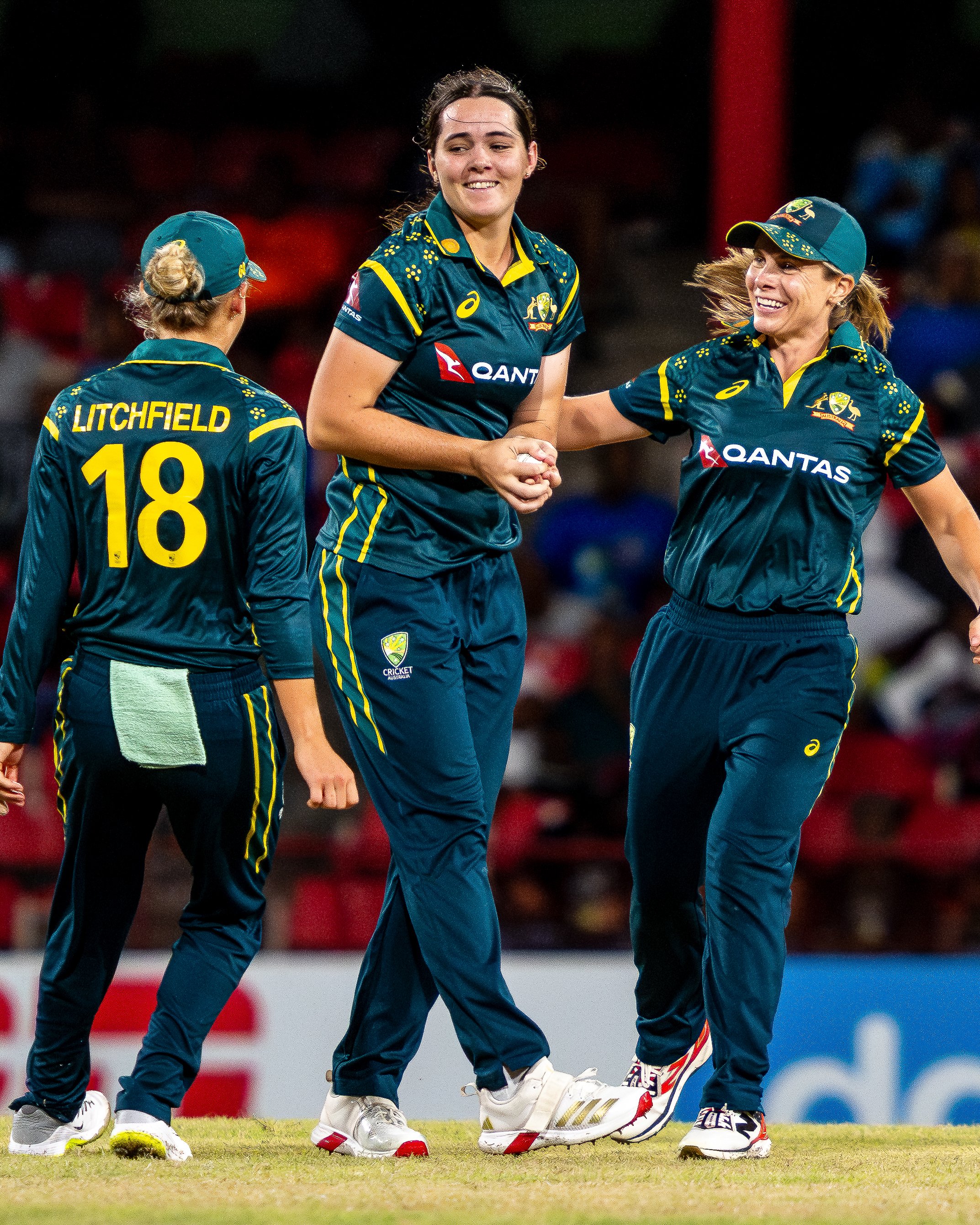 Australia Women Outclass South Africa to Record Emphatic 65-Run Victory