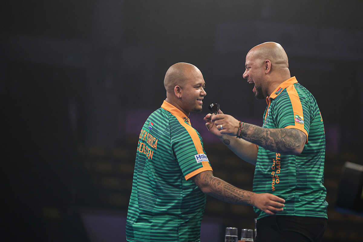 Alec Small vs Devon Petersen Prediction: Betting Tips and Odds for the ...